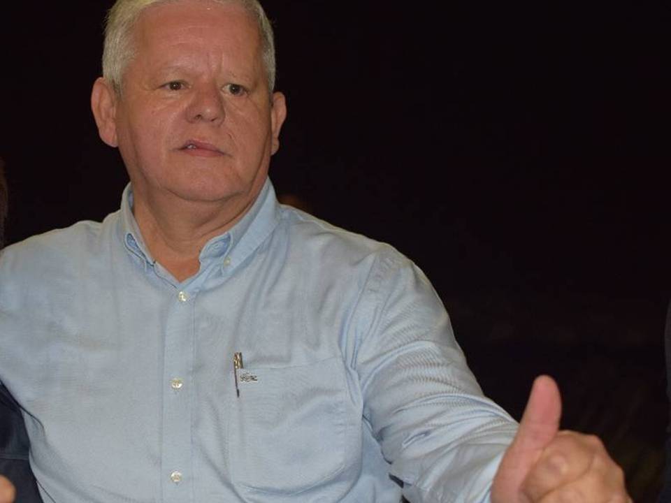 VIDEO: Carlos Peredo prepara a la nueva policía de Teziutlán
